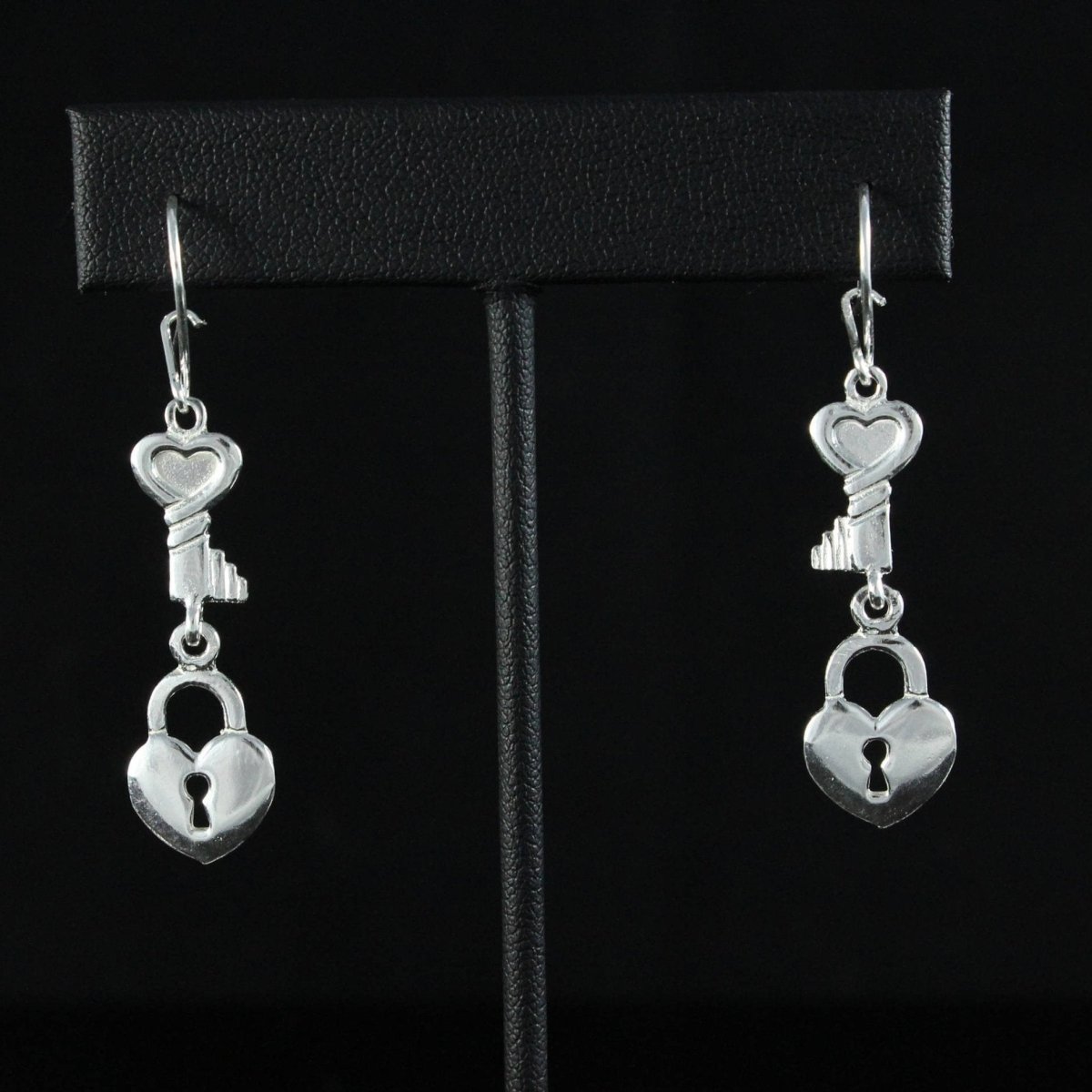 Caribbijou Lock & Key Earring